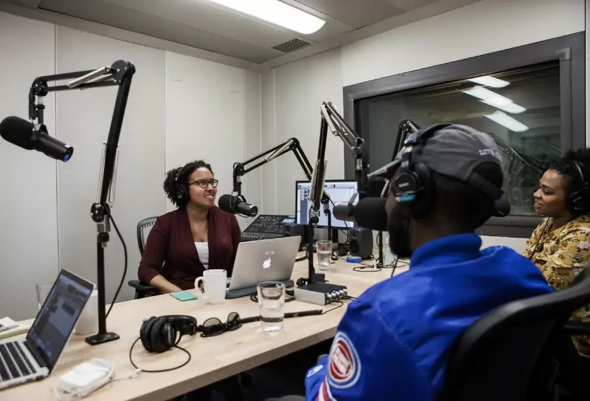 Apple : une réunion secrète avec des "podcasters" pour relancer le ...