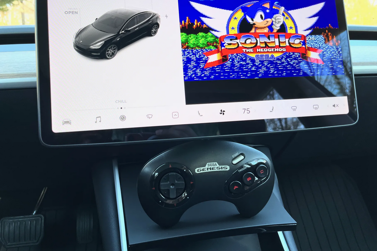 Sonic the Hedgehog arrive sur toutes les Tesla