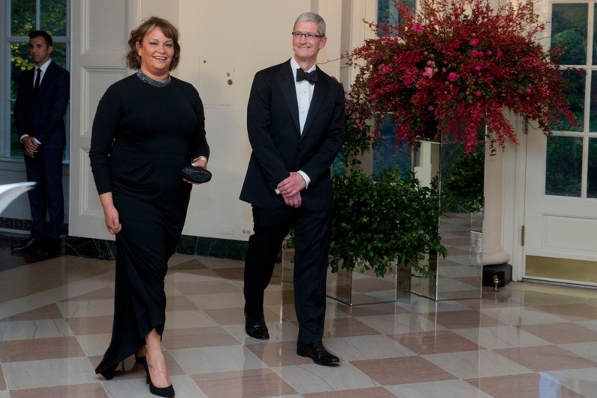 Tim Cook invité par Donald Trump pour la visite d'Etat d'Emmanuel ...