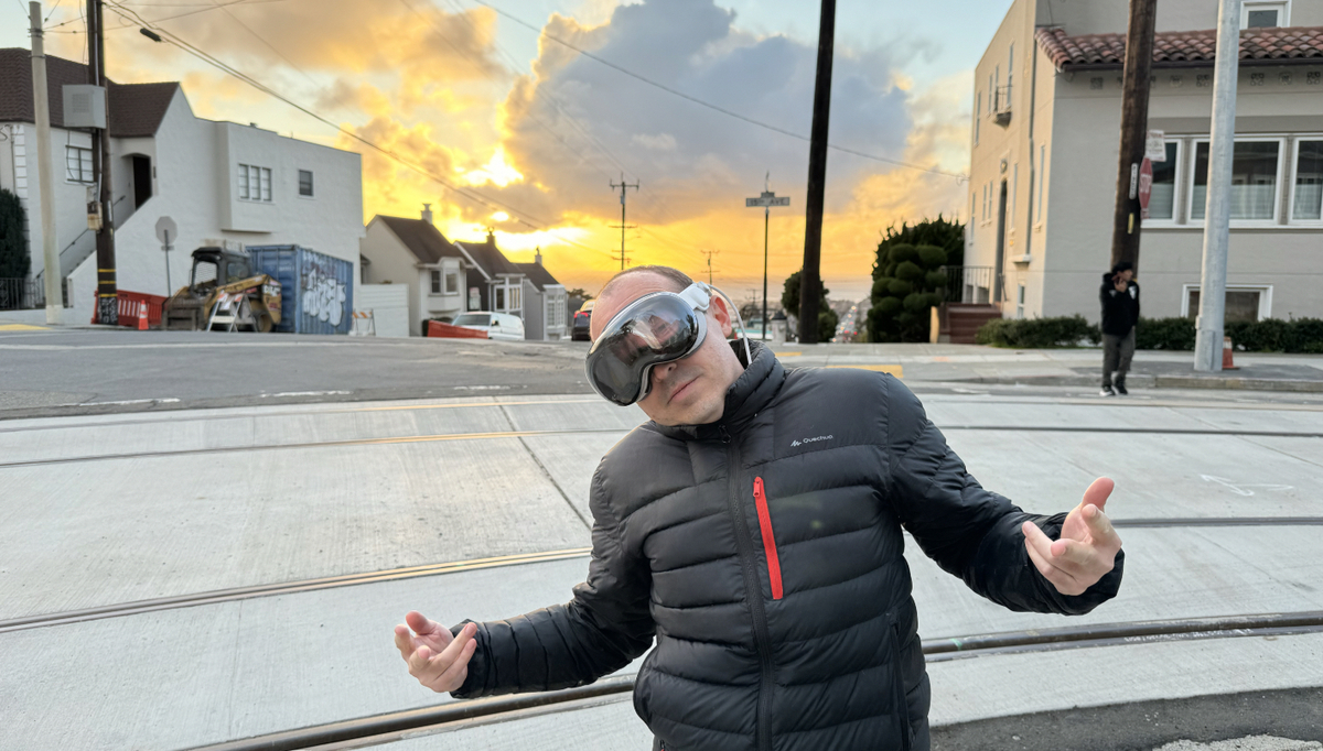 Test Apple Vision Pro en public, au bar, au volant : du buzz ou le ...