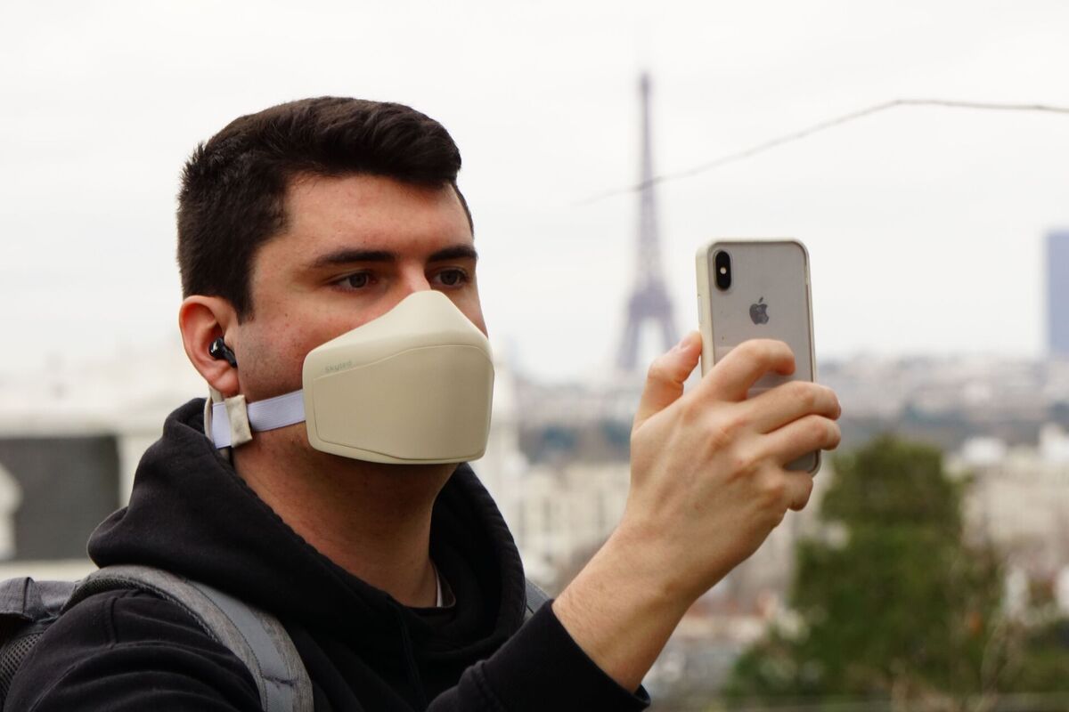 Des masques qui absorbent le bruit des conversations chez le Français ...