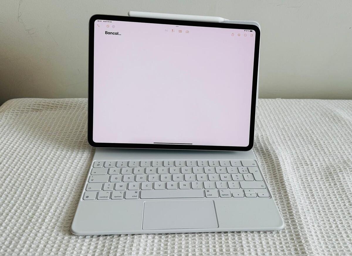 Peut-on utiliser l'iPad Pro M4 avec l'ancien Magic Keyboard (et ...
