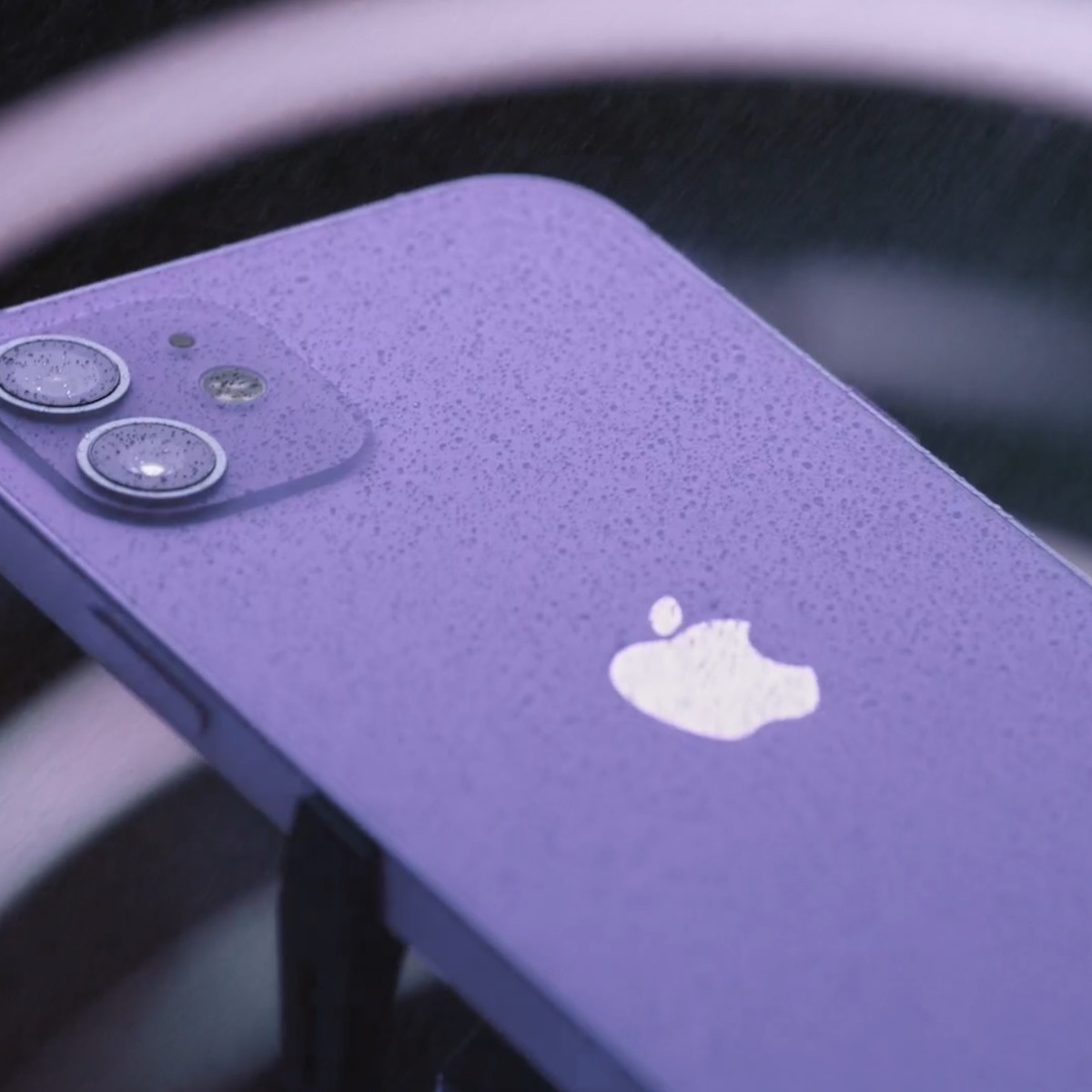 De nouveaux iPhone 12 et 12 mini... mauves