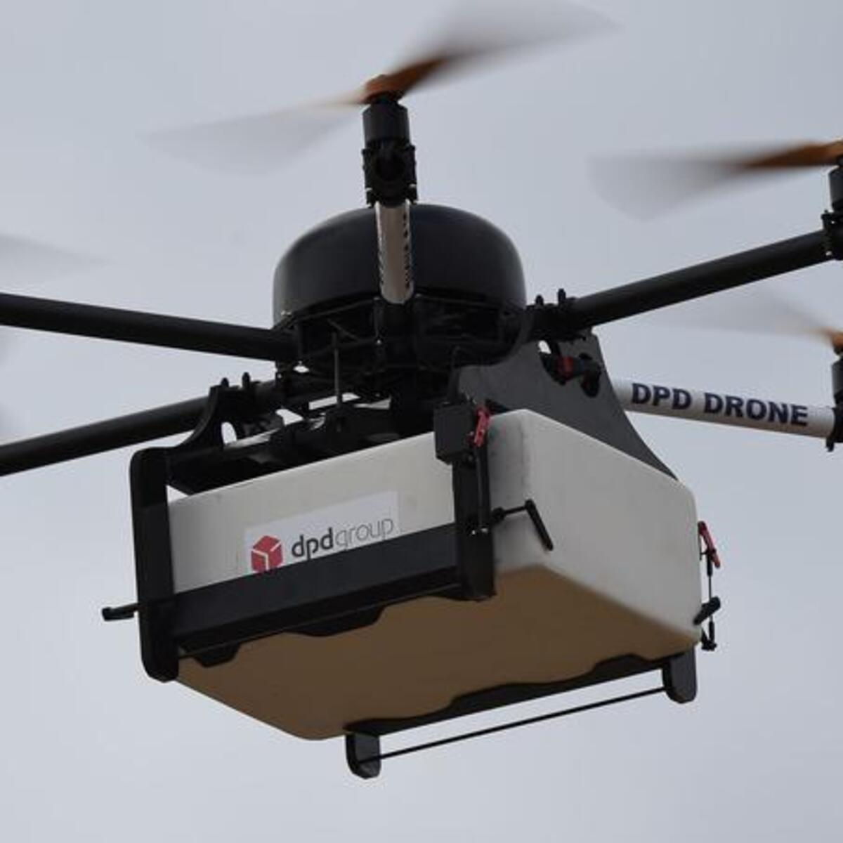 La France, premier pays à assurer une liaison postale régulière par drone