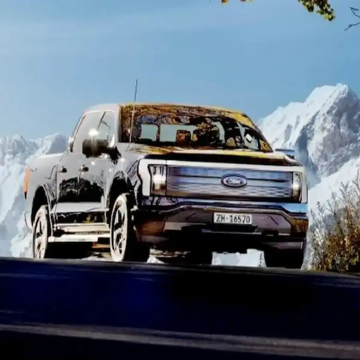 Le gros Ford F-150 Lightning arrive en Suisse : enfin un utilitaire ...