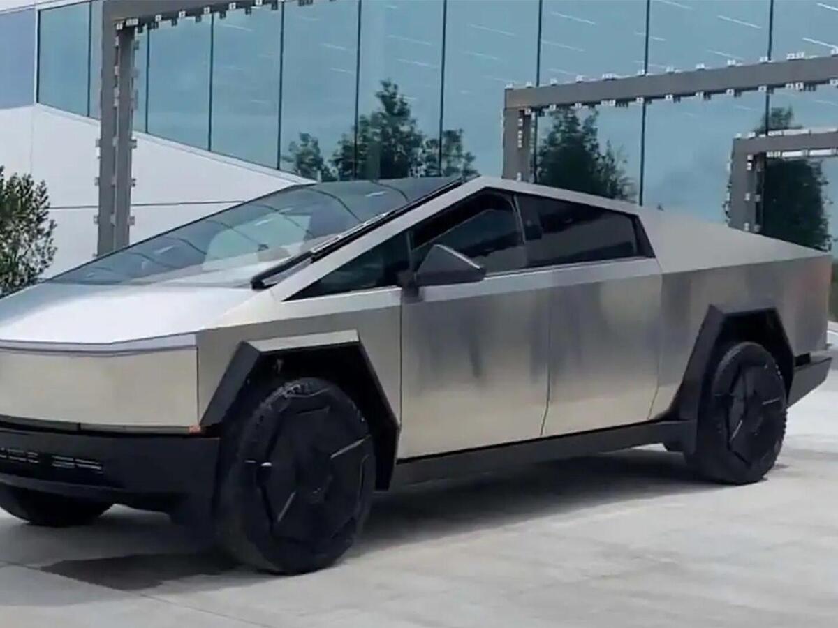 Tesla : le Cybertruck sans doute pas en Europe, la Model 2 "belle et ...