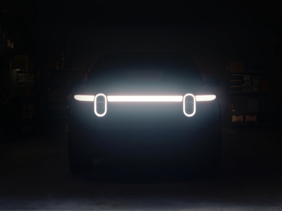 Une première image du Rivian R2, officiellement prévu pour l'Europe